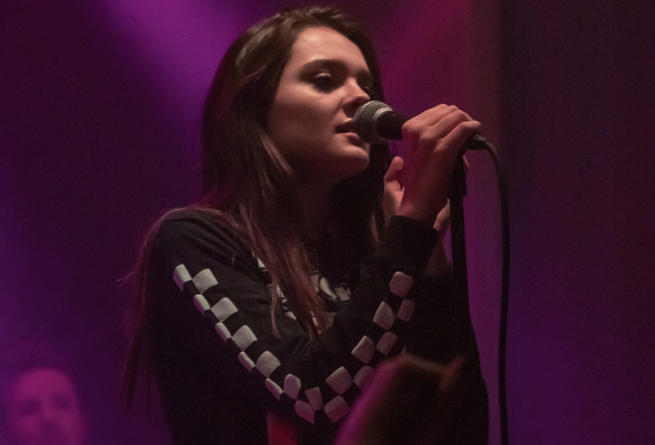 Live Review: Charlotte Lawrence and Chloe Lilac Shine at Aisle 5 ...