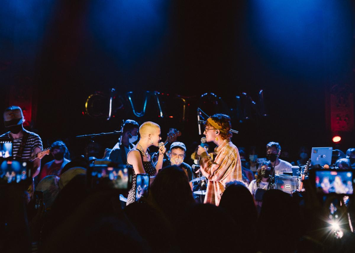 Cavetown and Chloe Moriondo team up for dreamy cover of Wheatus ...