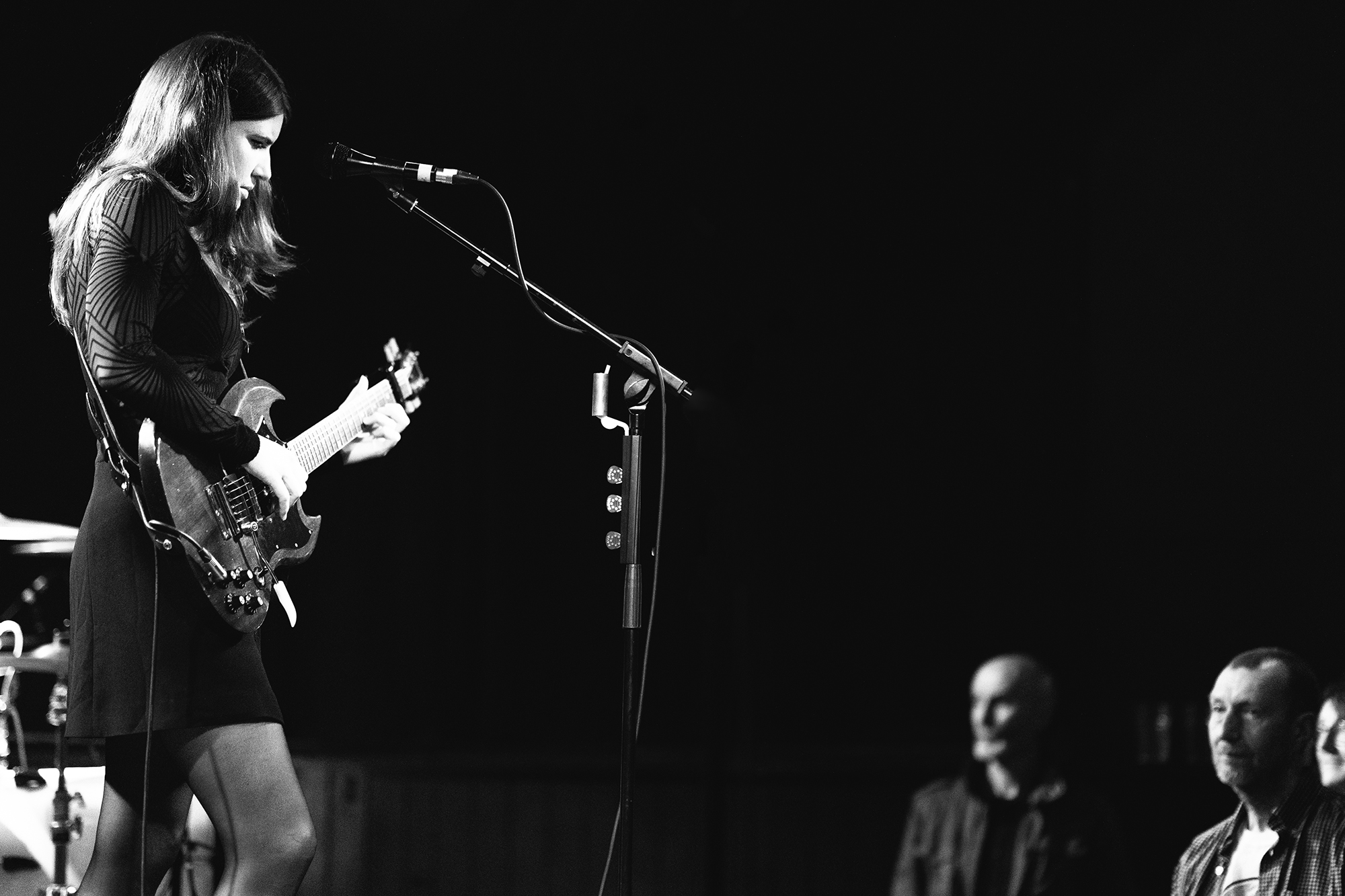 Smoke Fairies conclude their UK tour with a mesmerizing guitar-driven ...