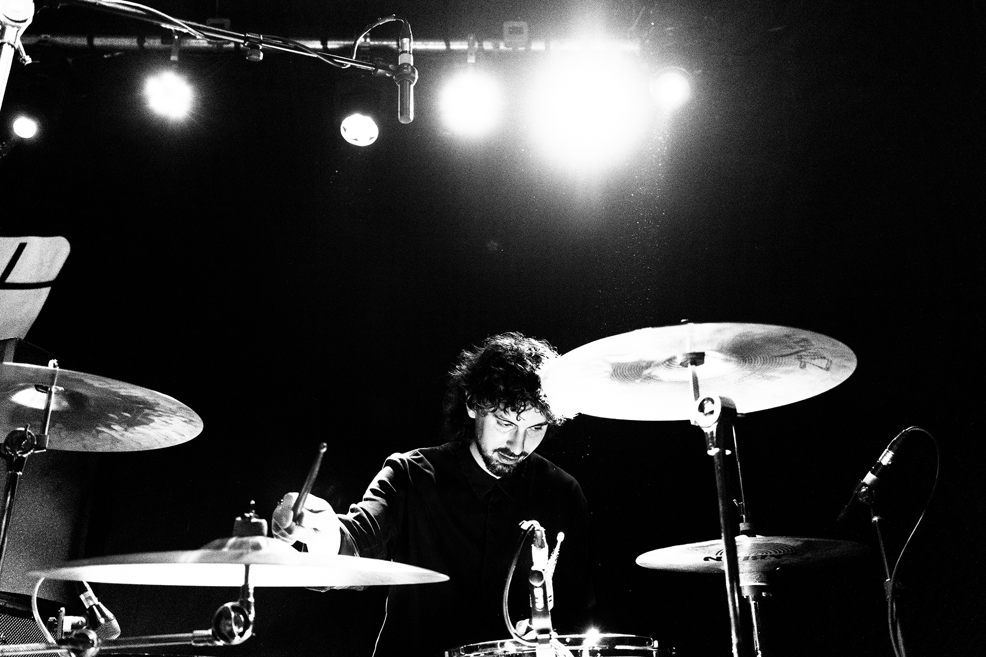 Smoke Fairies conclude their UK tour with a mesmerizing guitar-driven ...