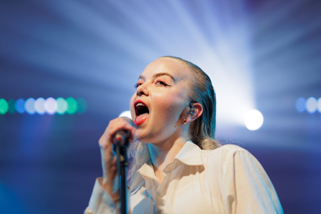 Dream Wife tearing up venues on their UK tour » // MELODIC Magazine