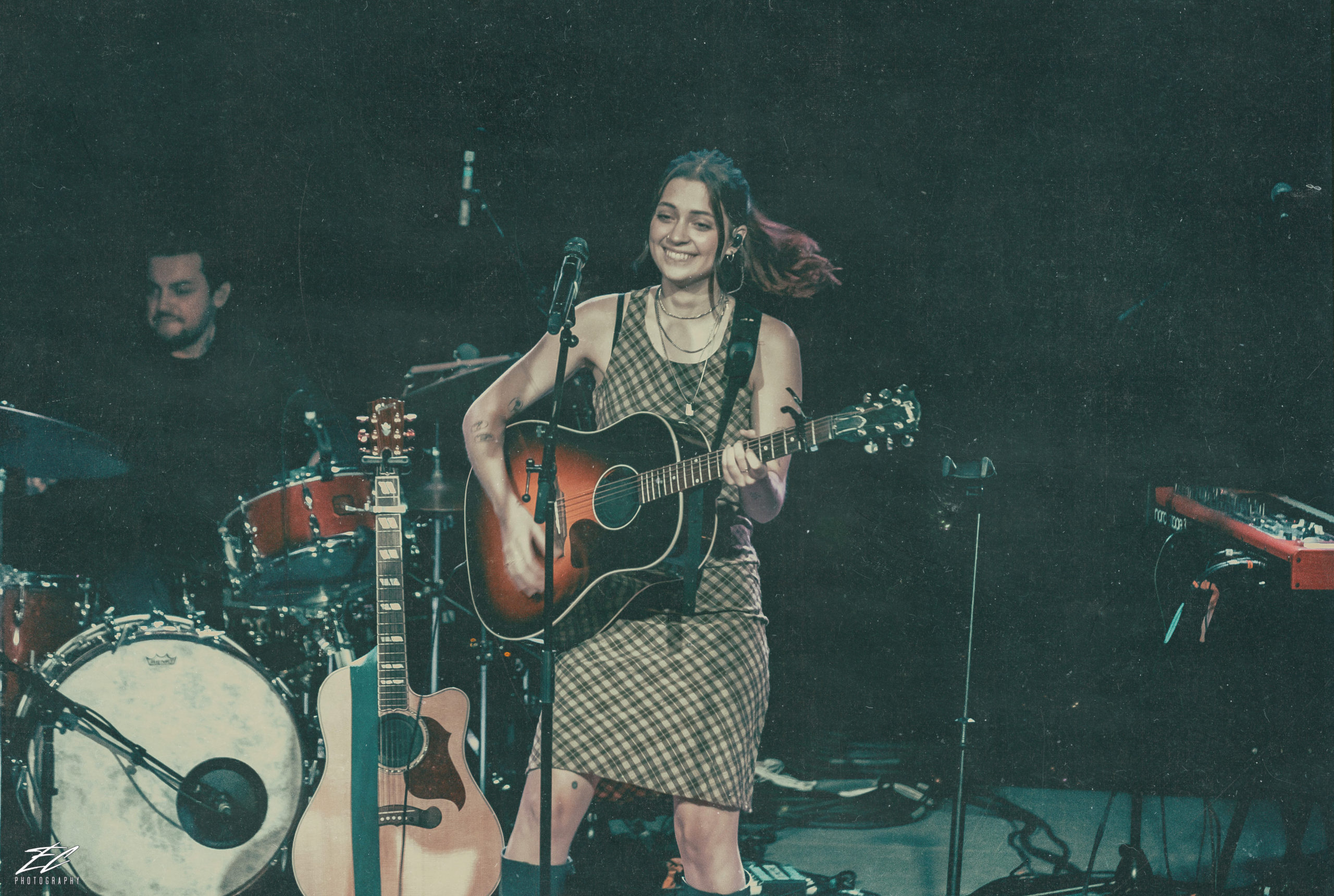 Lizzy McAlpine celebrates her birthday with a sold out show in Boston ...