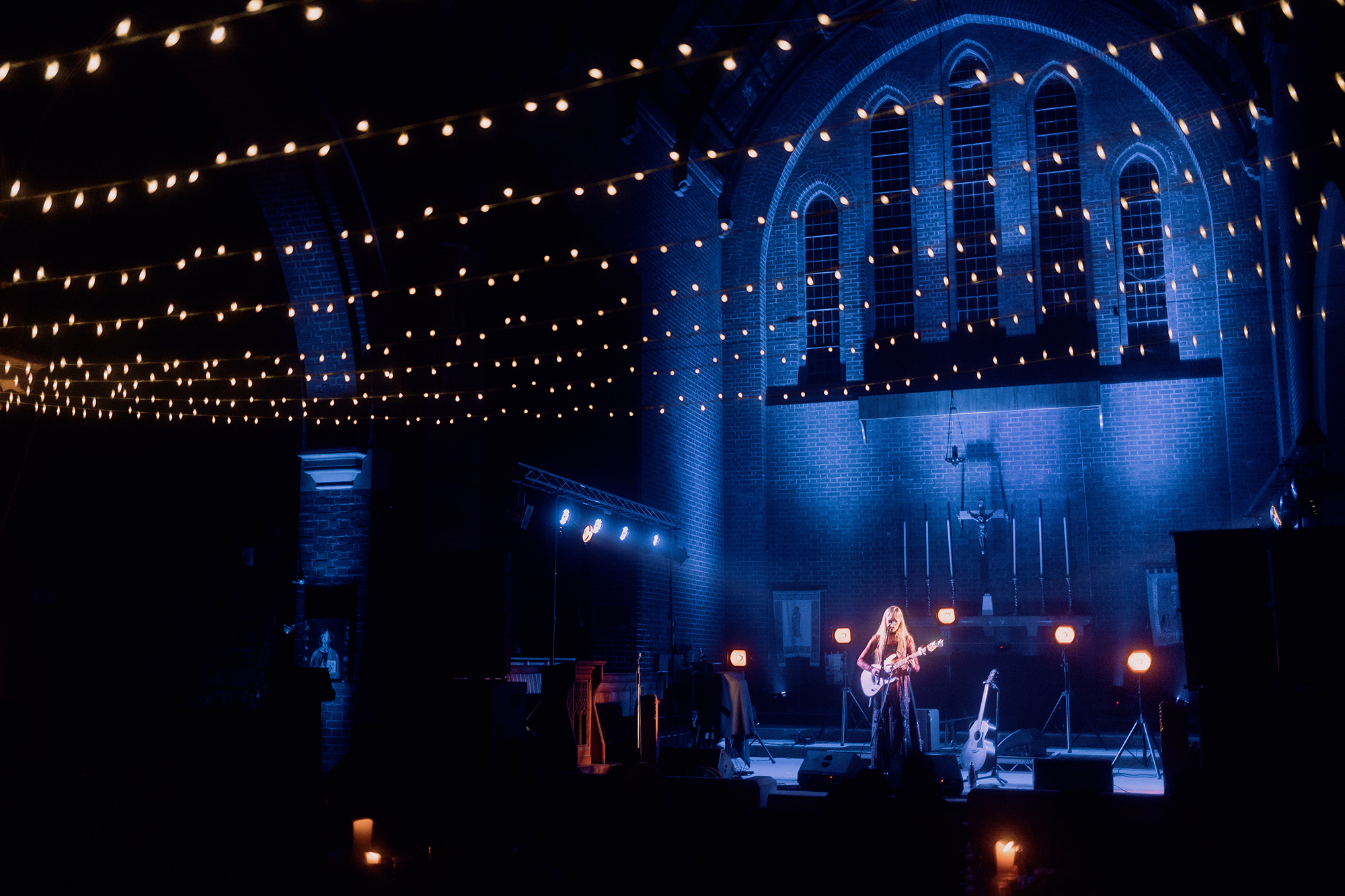 Maya Lane and Megan Linford in captivating acoustic performances » // MELODIC Magazine