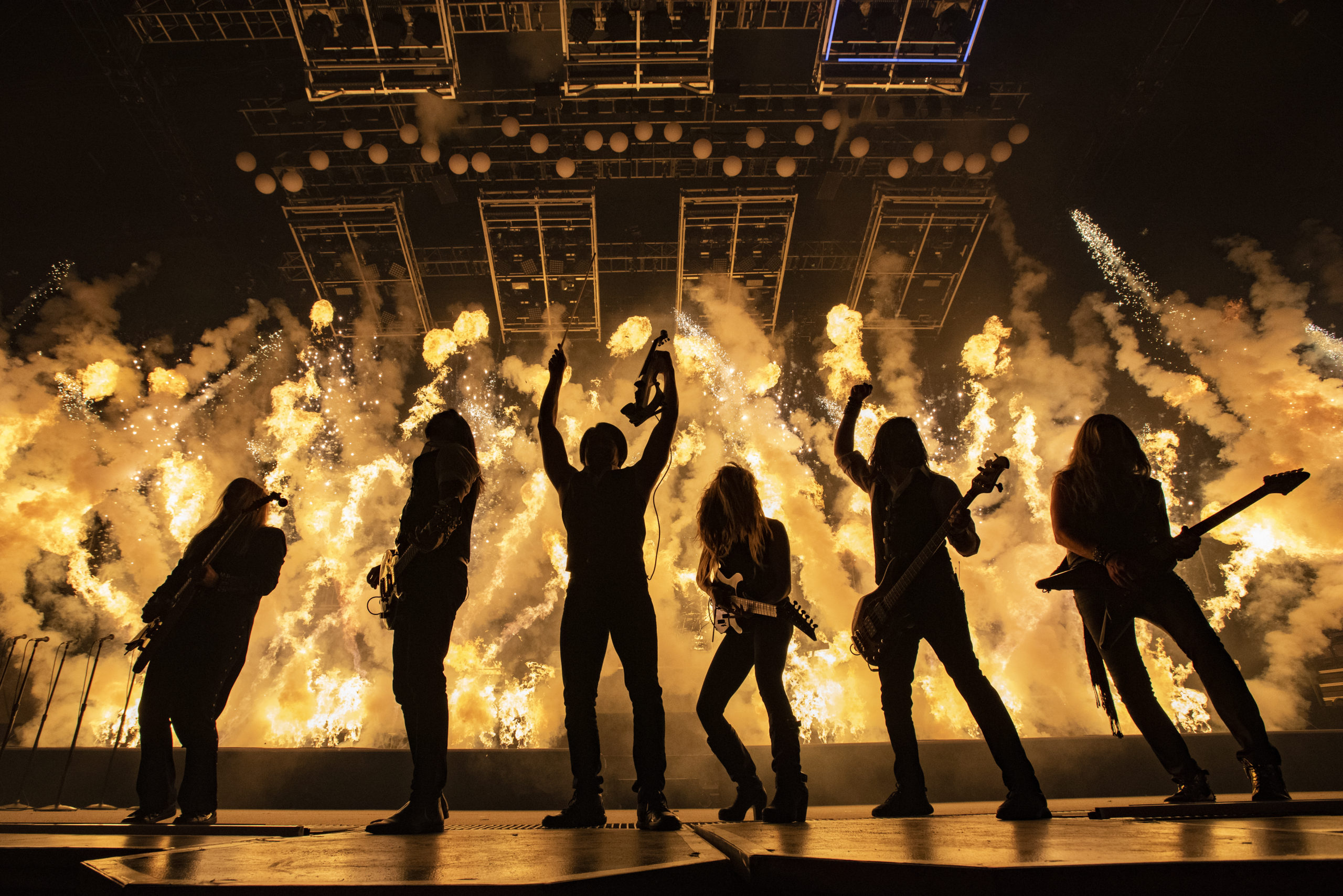 Trans-Siberian Orchestra rocks Golden 1 Center in Sacramento ...