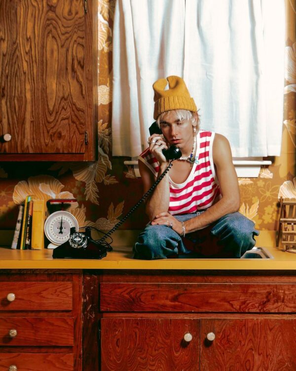 Danny Dwyer Releases Catchy “Late Once Again” » // MELODIC Magazine