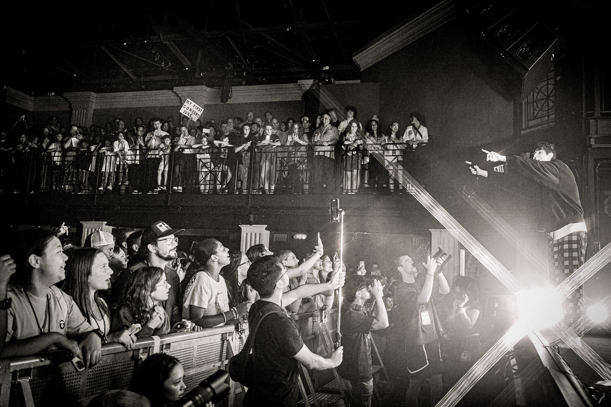 JVKE Shines on Stage in Washington D.C. » // MELODIC Magazine