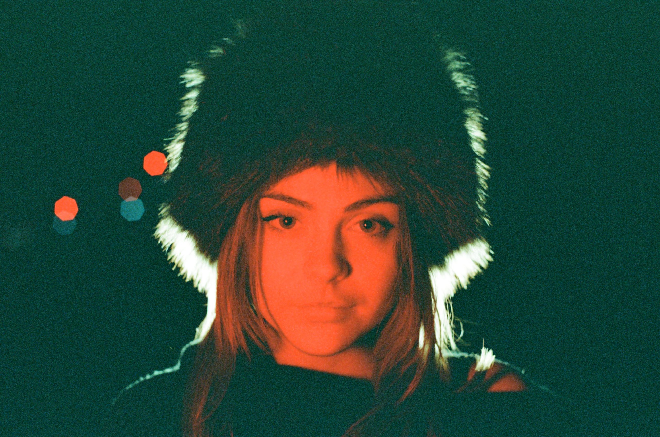 Lucy McWilliams Revels in Rage in “Mr Useless” » // MELODIC Magazine