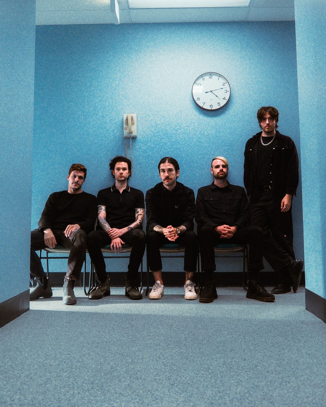 Real Friends Ushers in a New Era with “Waiting Room” » // MELODIC Magazine