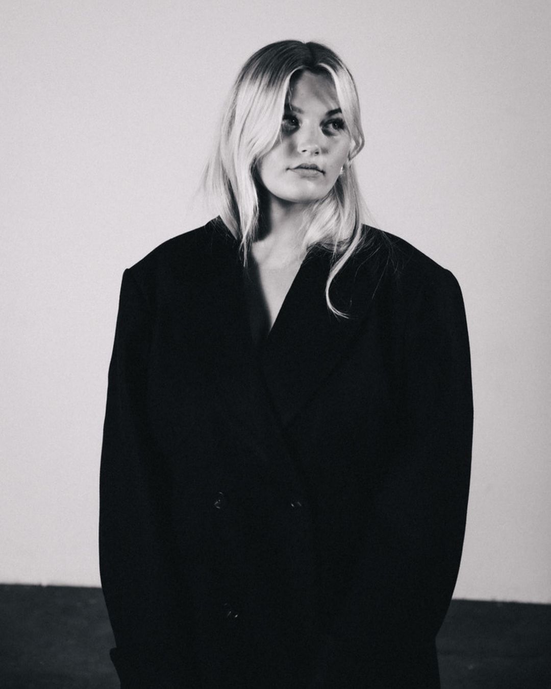 Emyrson Flora opens up about finding closure on debut EP ‘every song is ...