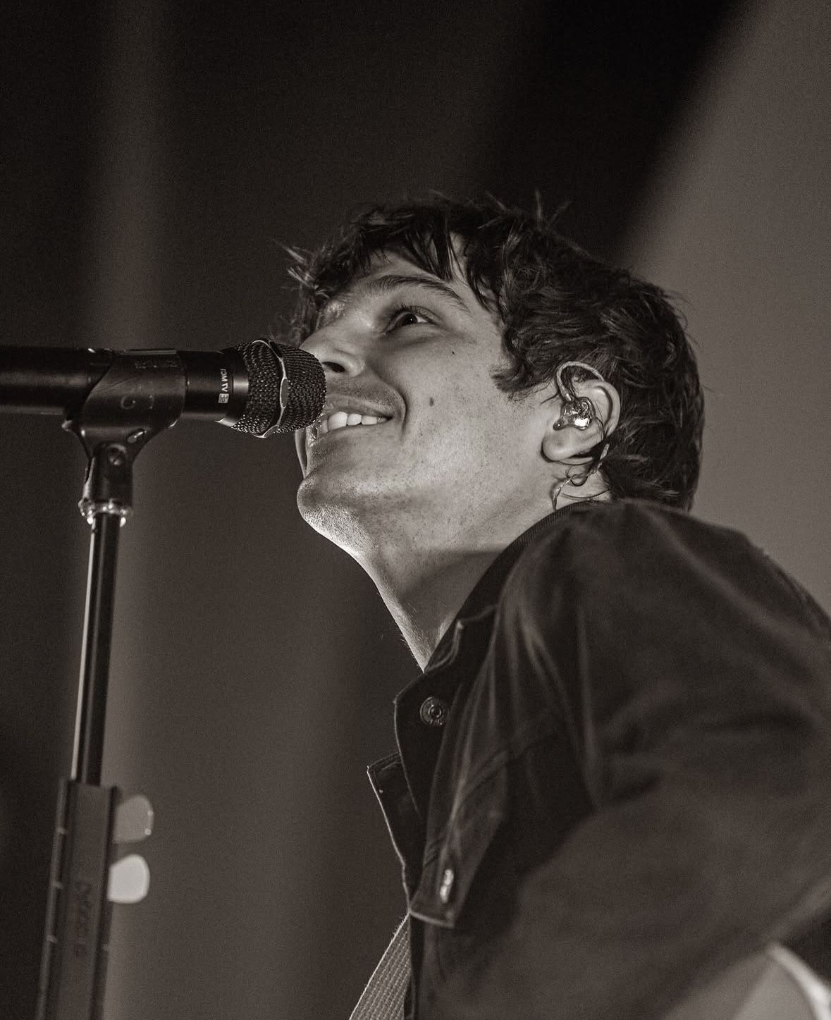 ROLE MODEL mesmerizes with a hypnotic performance on the ‘No Place Like ...