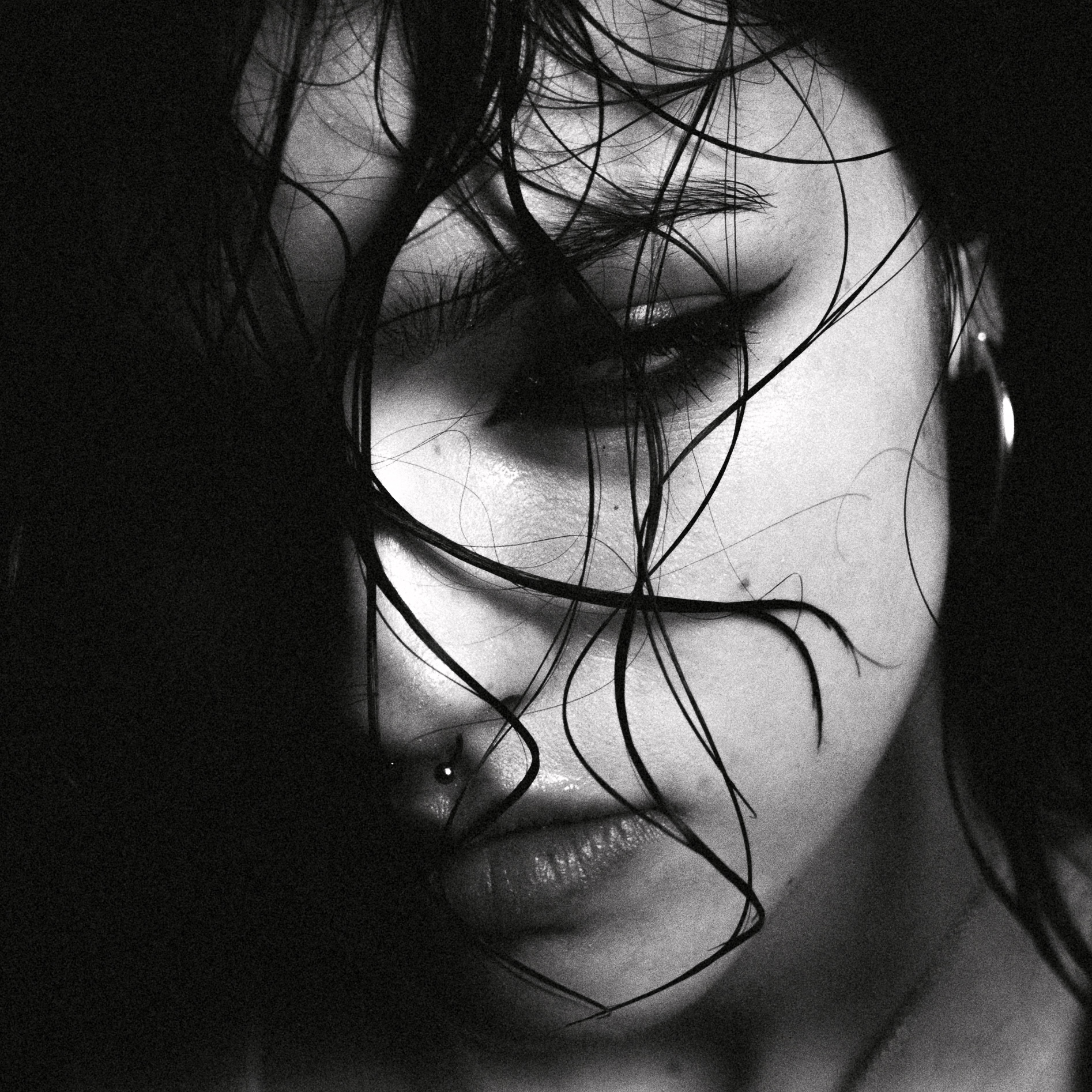 Ari Abdul releases new single “Alive,” capturing milestones in her career » // MELODIC Magazine