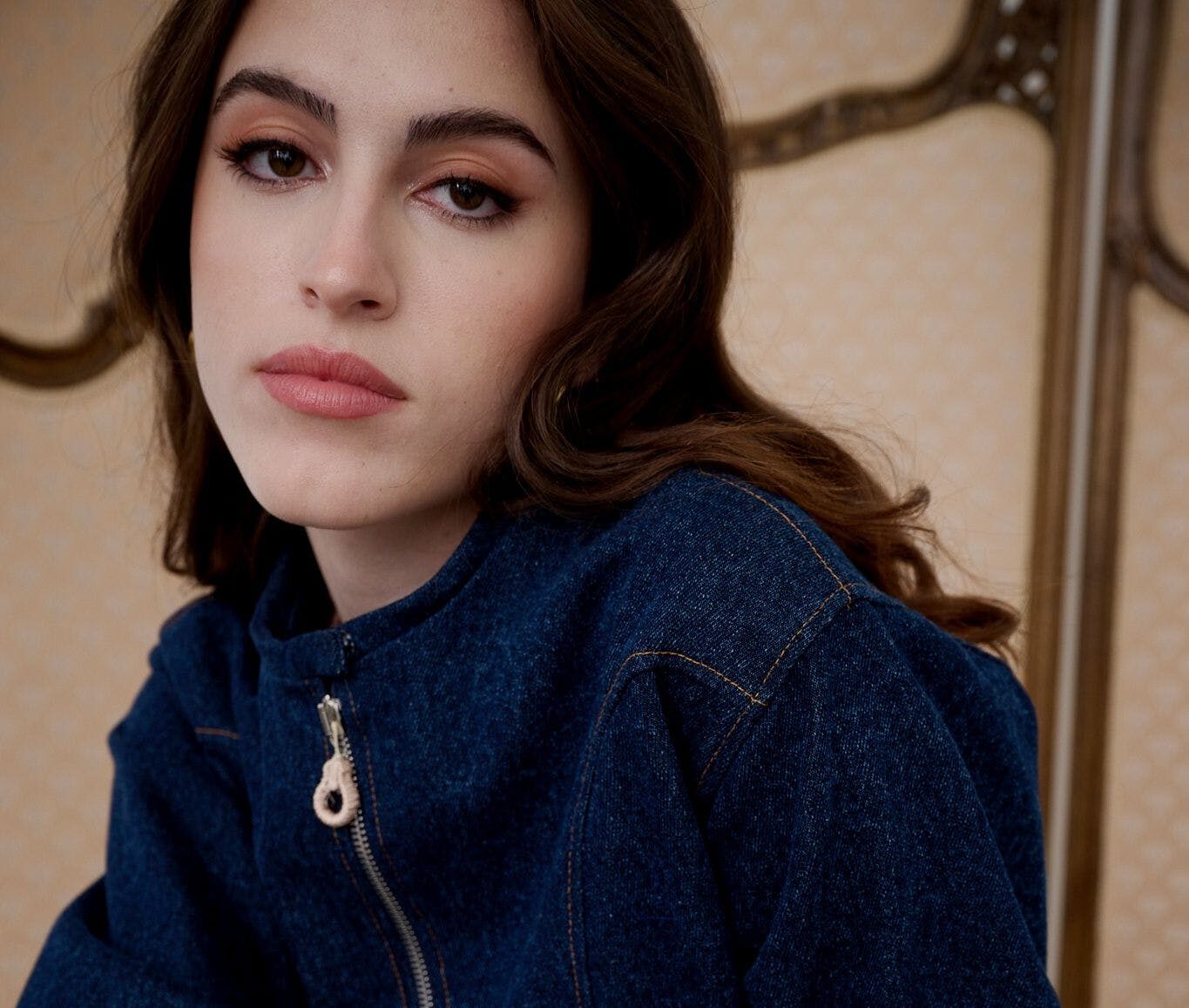 Ally Salort gives us details on debut EP, ‘Change of Plans,’ her ...