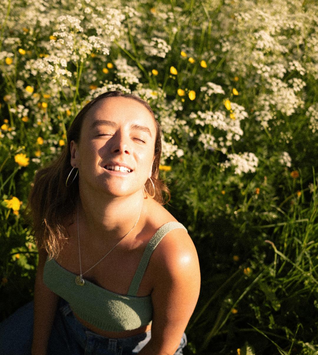 Chilli Chilton shares her pain in new song “9000 miles” » // MELODIC ...