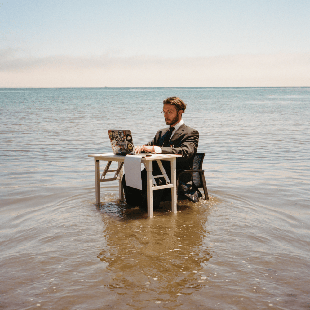 The internet’s beloved “It Boy” bbno$ announces upcoming self-titled ...