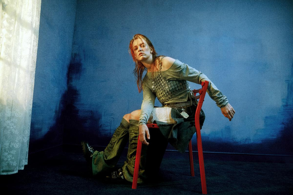 Orla Gartland shares new documentary ‘Everybody Needs a Hero ...