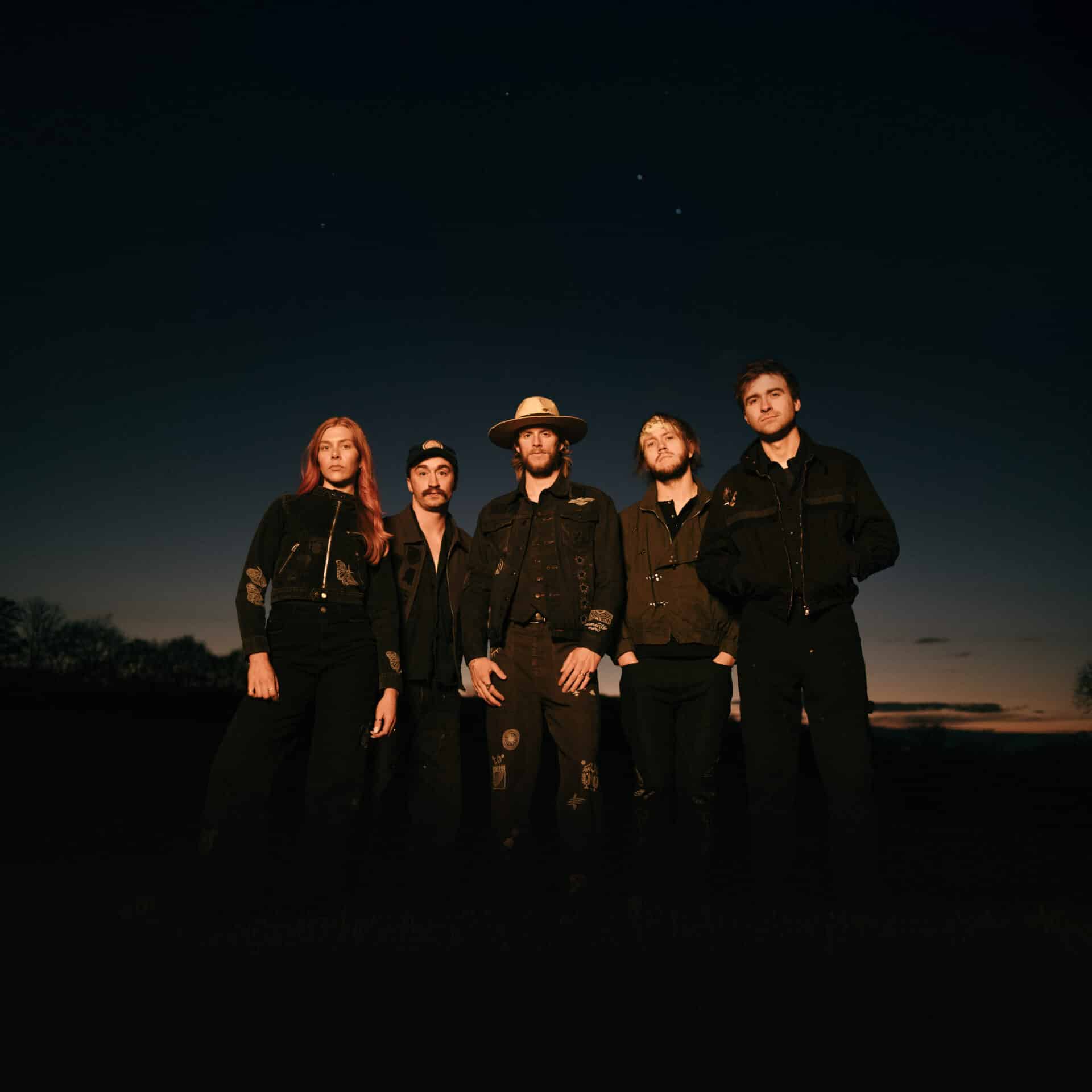 HAPPY LANDING "Radiate" with new indie-rock single | // MELODIC Magazine